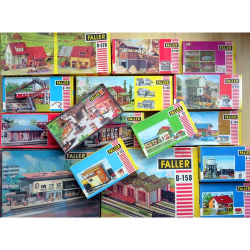 FALLER HO scale 16 x railway-related Plastic Kits to include: Station ...