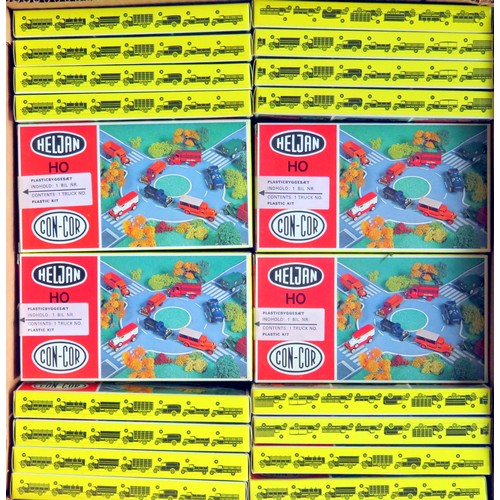 HELJAN HO scale 72 x Ref. 30 Mack Truck Plastic Kits, unchecked for ...