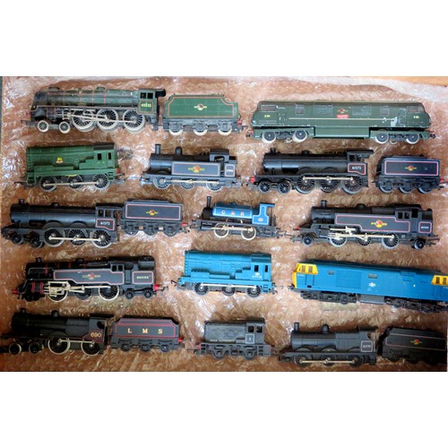 HORNBY / TRIANG / TRIX plus other 00 gauge Locos to include: 4-6-2 Loco ...