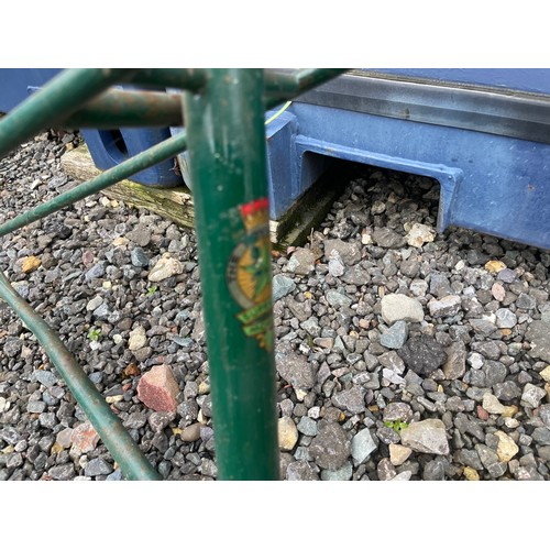 Royal Star Badged Cross Frame Bicycle Frame. This Item Cannot Be Shipped.