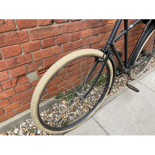 Early Gentlemans Raleigh X Cross Frame Bicycle, 3 Speed, 28" Wheels, 26 ...