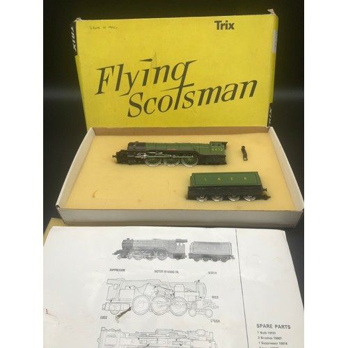 Three Trix 1180 'Flying Scotsman' LNER 4472 Locomotives for Spares or ...