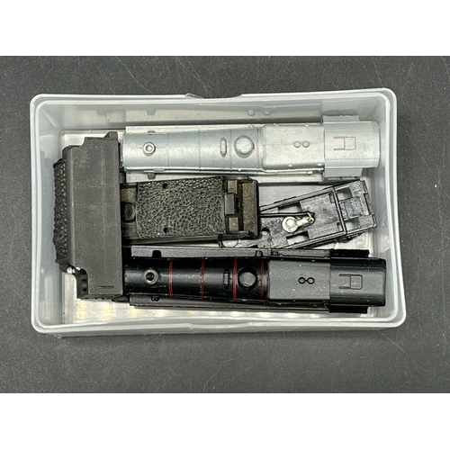 'N' Gauge locomotive kits, components and motor points (400g) Several ...
