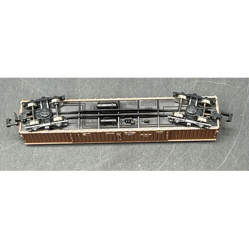 Seven Kato 8010 Freight Car WAKI 5000, appear new in cases (400g)