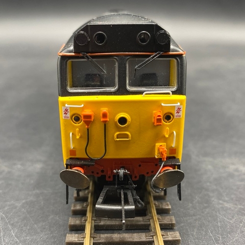 Hornby R3263 Class 50 50024 "Vanguard" in BR Large Logo blue - Tested ...