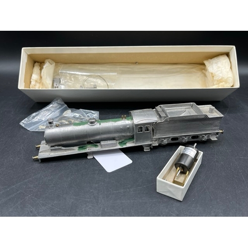 8 Un-built and part-built OO Locomotive kits from Wills finecast (4 ...
