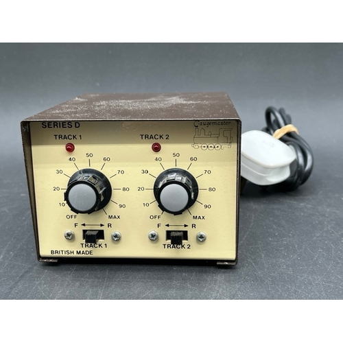 Three OO/HO/N gauge controllers (5000g) Gaugemaster Model Q Four track ...