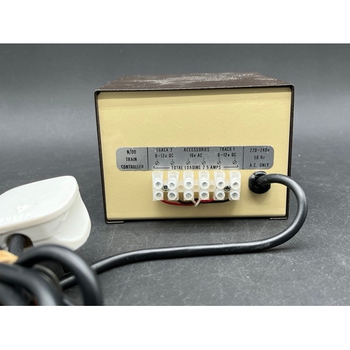 Three OO/HO/N gauge controllers (5000g) Gaugemaster Model Q Four track ...