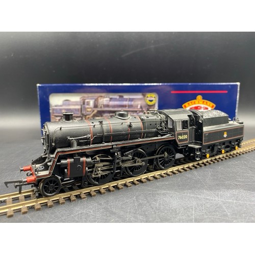 Bachmann Branchline 32-953DC Standard class 4MT 2-6-0 76020 in BR black ...