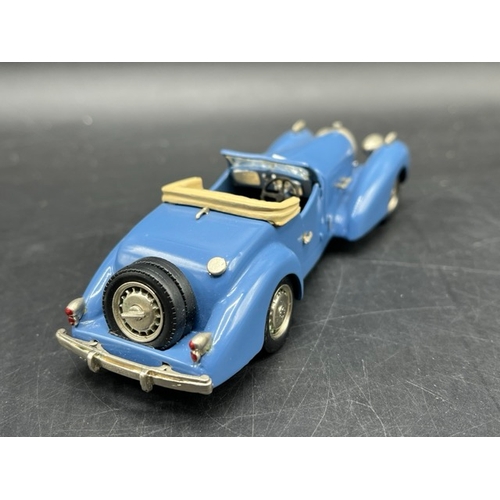 2 Western Models Bugatti models in boxes with packaging (450g) WMS 16X 1935 Bugatti T46 5.3 litre Ro