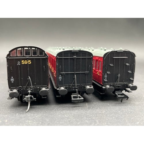 Rake of three OO Bachmann 60' Birdcage coaches in BR Crimson (600g ...