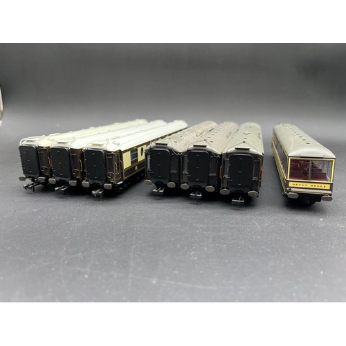 7 OO gauge Hornby Pullman coaches includes Hornby R4377 Devon Belle ...