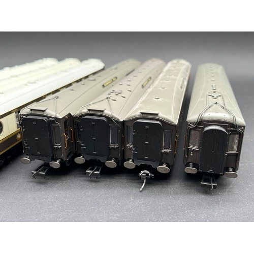 7 OO gauge Hornby Pullman coaches includes Hornby R4377 Devon Belle ...