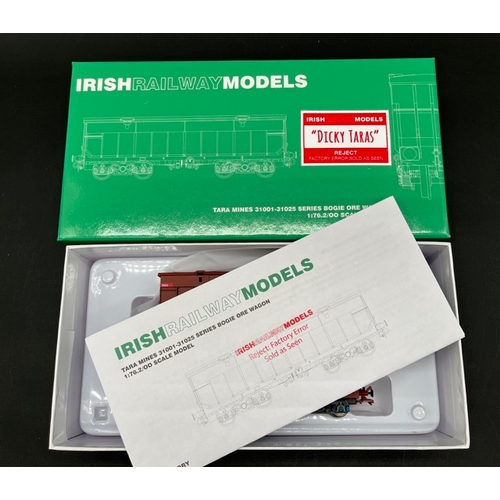 3 Boxed OO gauge Irish Railway Models Tara Mines Bogie Ore twin pack ...