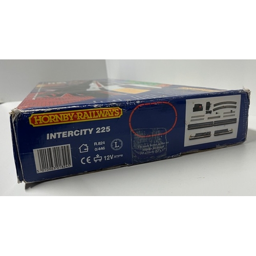 Hornby R824 Intercity 225 Electric Train Set - includes BR Class 91 ...
