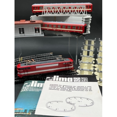 Lima HO scale Figure of 8 Banked circuit in Good condition with Tested ...