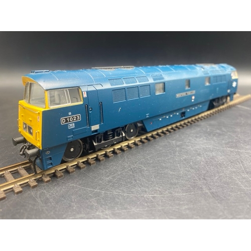 Heljan 5216 Class 52 diesel D1023 "Western Fusilier" in BR Blue livery ...