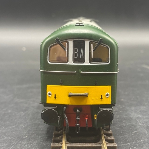DJ Models OO71-001 Class 71 E5003 in BR Green with Small Yellow Panels ...