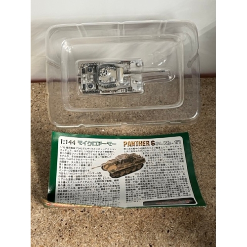 44 Resin scale models of tanks and other military vehicles - Made in ...