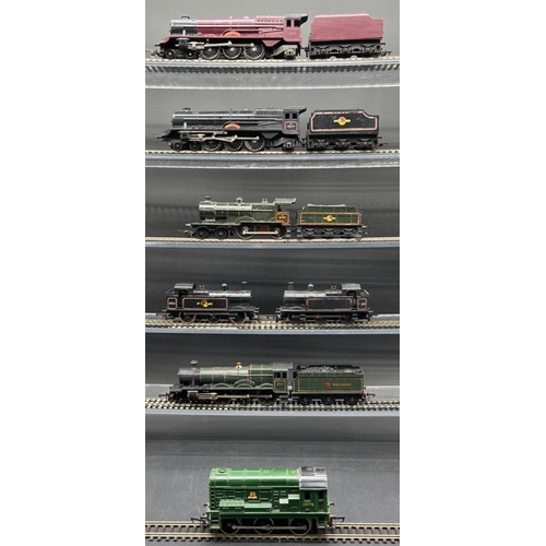 7 OO gauge Triang Tested Runner locomotives (2000g) Tri-ang R152 Class ...