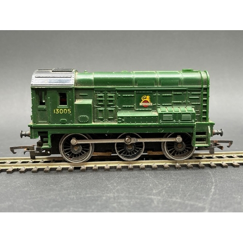 7 OO gauge Triang Tested Runner locomotives (2000g) Tri-ang R152 Class ...