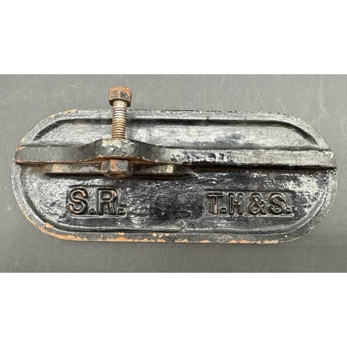 2 Southern Rail Signal Lever Plates & a DISCONNECTED/WORKMAN Enamel ...