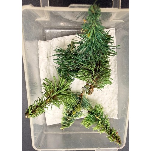 N gauge Scenic accessories, most notably Noch 36062 Lumberjacks and ...