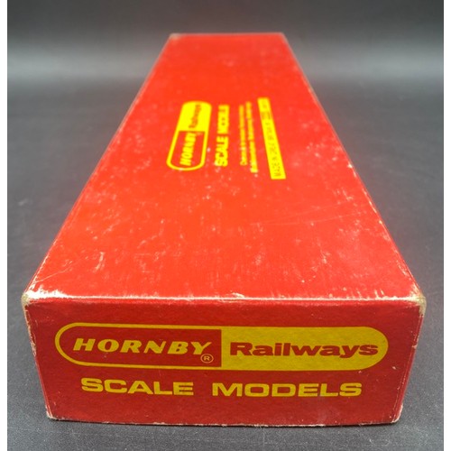 Hornby R550 Class 9F 2-10-0 92166 in BR black with early emblem ...