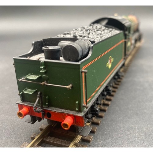 Bachmann Branchline 31-557 Class V2 Gresley 60884 2-6-2 in BR lined ...