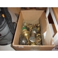 BOX OF BRASSWARE