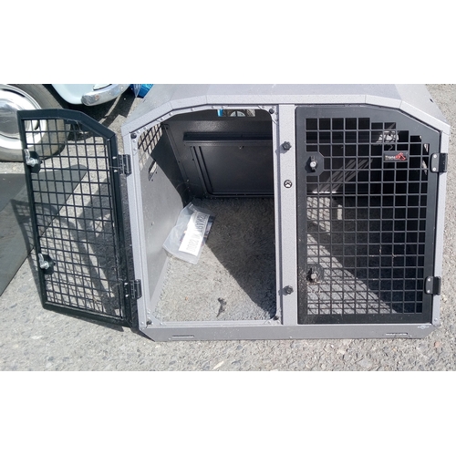 Trans K9 double dog crate with keys