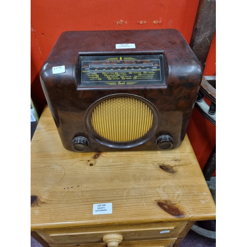 1 x bakelite bush vintage radio