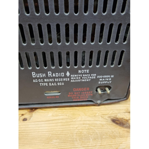 1 x bakelite bush vintage radio