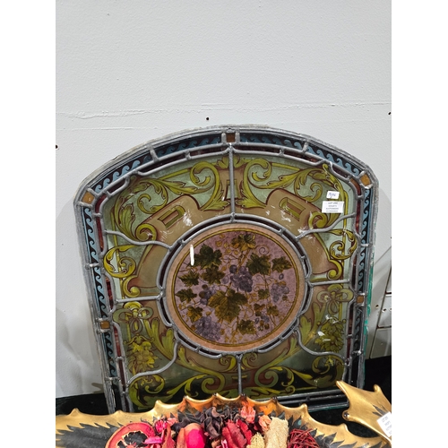 1 X STAINED GLASS WINDOW PAYNE