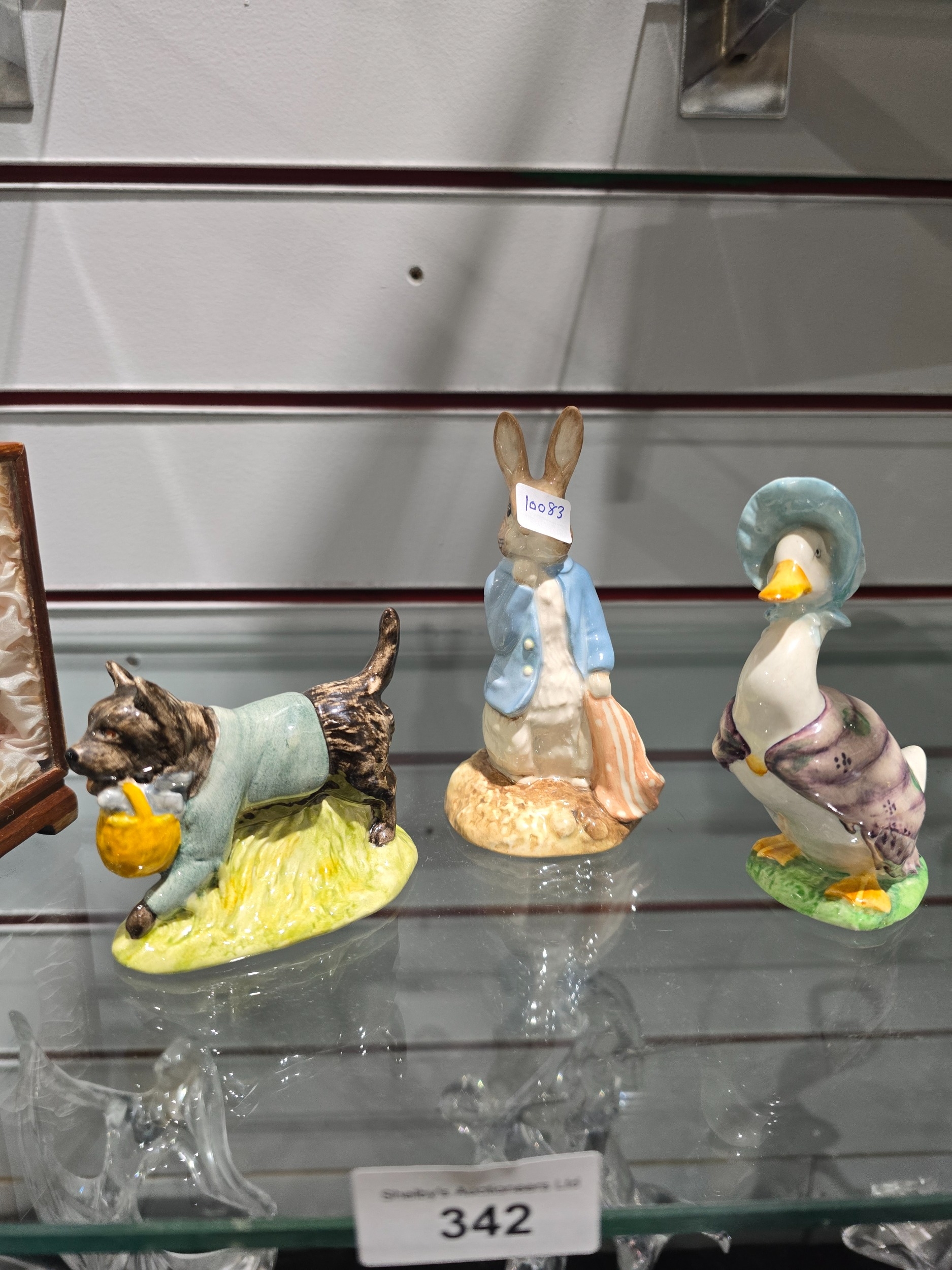 2 X ROYAL ALBERT BEATRIX POTTER FIGURES WITH 1 X BESWICK FIGURINE JOHN ...