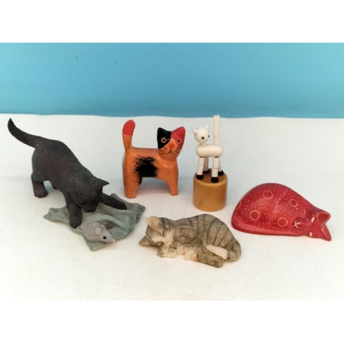Basket of Cat Figures (15) to include Shudehill, Szeiler, Beswick and ...