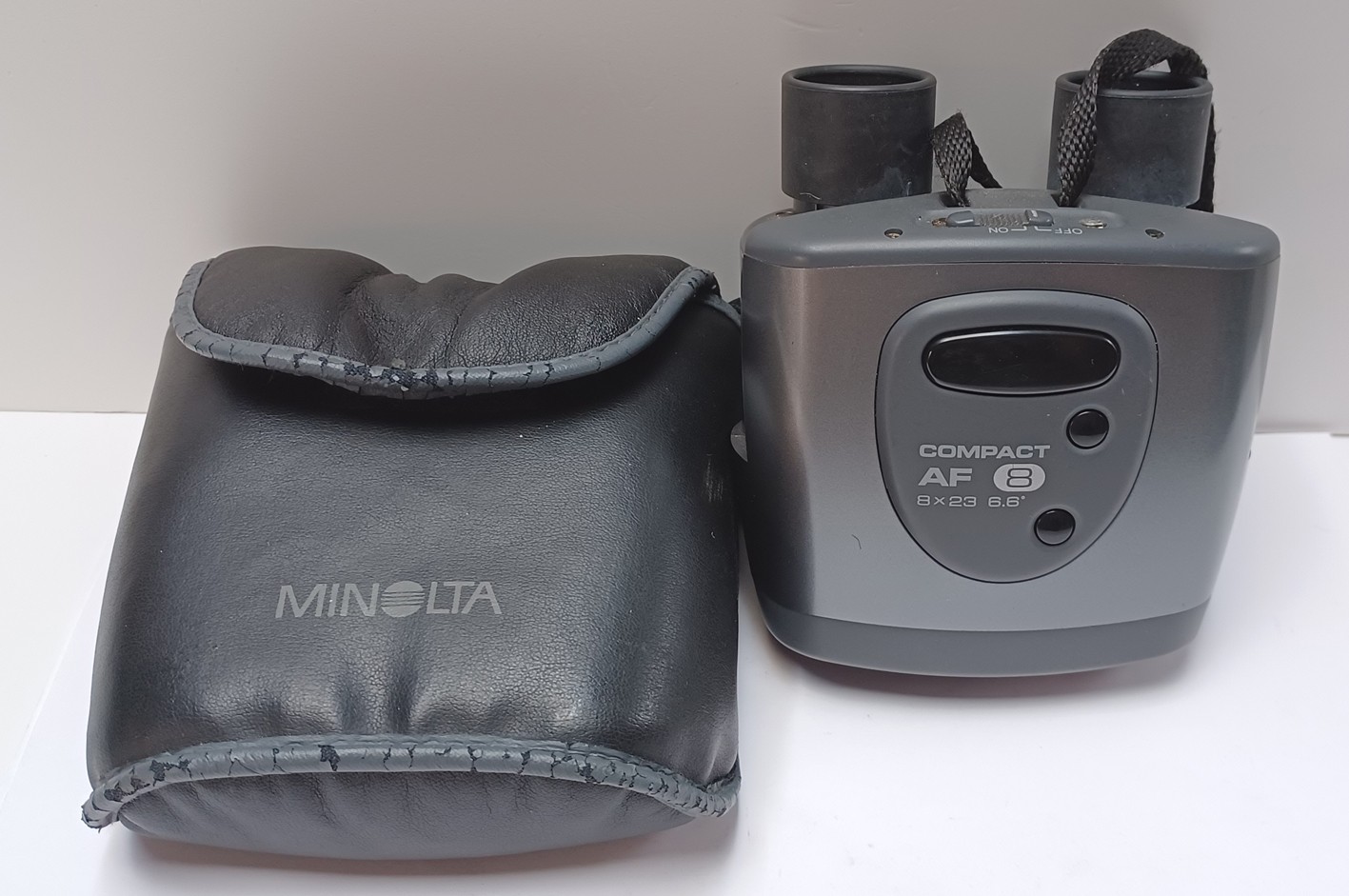 MINOLTA COMPACT AF8 BINOCULARS