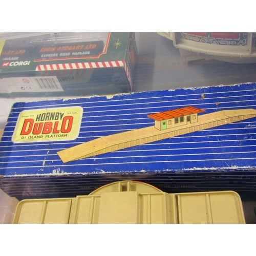 HORNBY DUBLO, 2 crates of Hornby Dublo equipment; bridges, stations ...