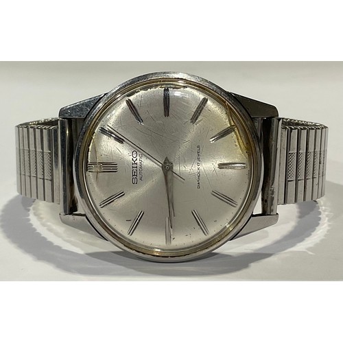 A Seiko automatic Diashock 17 jewel wristwatch
