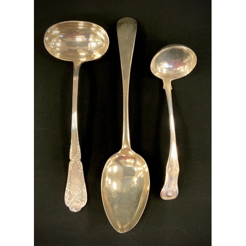 A George III Scottish silver table spoon, Alexander Henderson ...