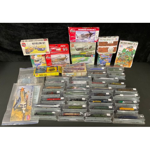 Toys - Airfix Model kits, including RAF Recovery Set, Hawker Typhoon 1b ...