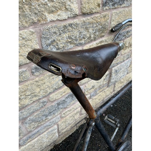 A 1940s/50s Phillips single speed bicycle, serial number, T101039 ...