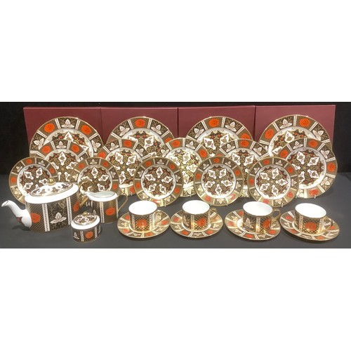 An Abbeydale Chrysanthemum pattern teapot, milk jug and sugar bowl ...