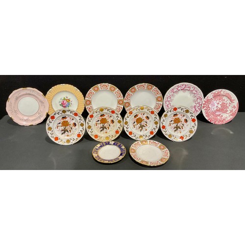 A pair of Royal Crown Derby Red Derby panel dinner plates, 27cm; a set ...