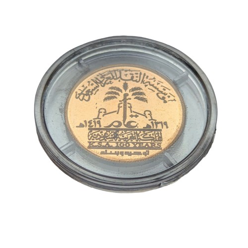 A Monnaie De Paris 22ct in commemoration of Kingdom of Saudi Arabia 100 ...
