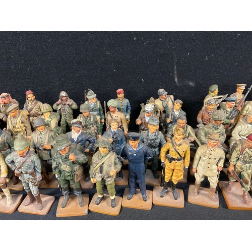 Del Prado - a collection of over 100 painted metal soldiers inc Sir ...