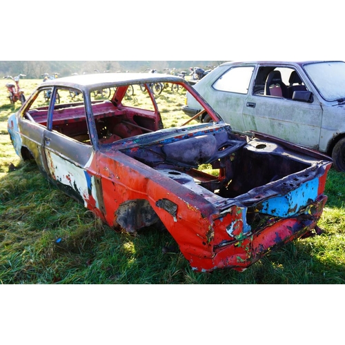 Mk2 2dr Ford Escort body shell 1976. 1600 sport version. Reg. VWP 905R ...