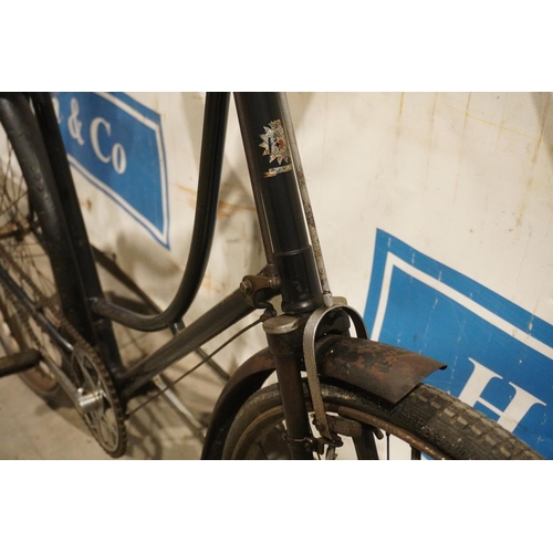 Vintage Elswick Hopper ladies bicycle. 1930s. Single speed with Lucas ...