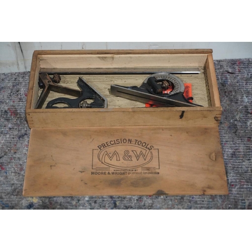 Moore & Wright combination set
