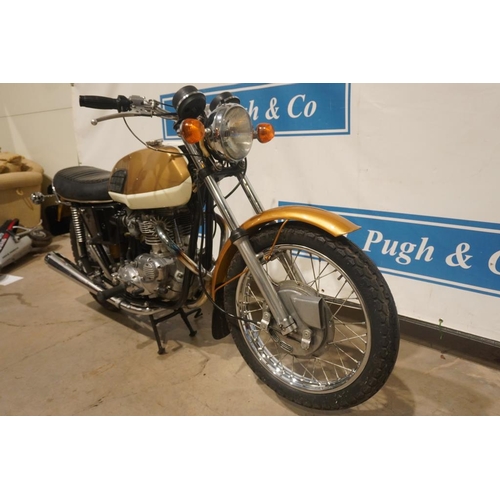 Triumph T120V Puma/Bonneville. 1972, 900cc. The 900cc Puma engine is ...